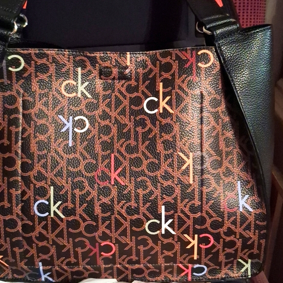 Calvin Klein | Bags | Calvin Klein Signature | Poshmark